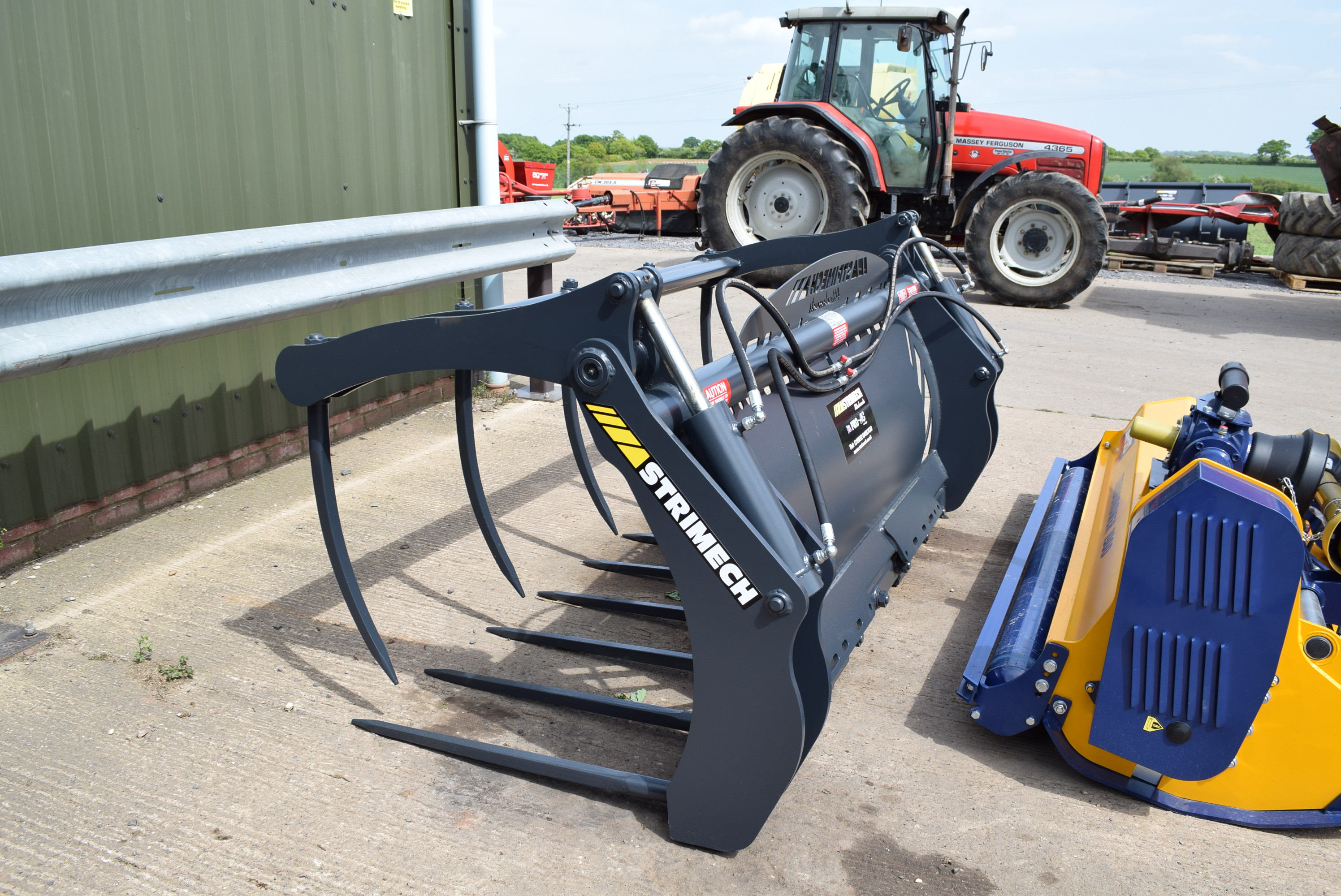 Strimech fork and grabs